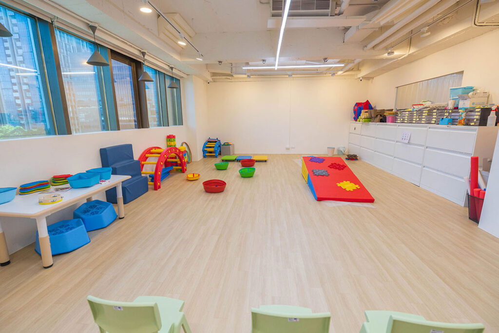 kidpro親子課程｜專業職能治療師設計課程，讓孩子在遊戲中學習課程0-12歲兒童注意力、感覺統合、人際情緒，實體+線上推薦2025女王最推兒童感統課程推薦